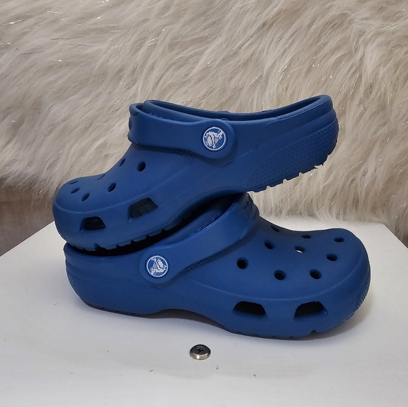 CROCS | Shoes | Youth Kids Crocs Size 3 Blue Used Ready To Wear | Poshmark